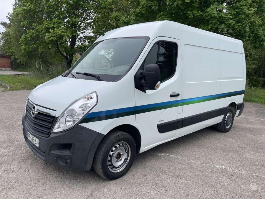 White Opel Movano 2017 in Taurage, with an engine capacity of 2.30 L and mileage of 288 thousand km for 5700 €, photo 1 on AUTOMOTO.COM.LV