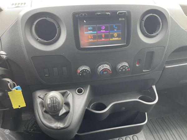 White Opel Movano 2017 in Taurage, with an engine capacity of 2.30 L and mileage of 288 thousand km for 5700 €, photo 9 on AUTOMOTO.COM.LV