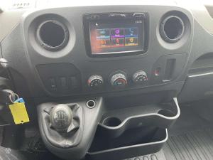 White Opel Movano 2017 in Taurage, with an engine capacity of 2.30 L and mileage of 288 thousand km for 5700 €, photo 10 on AUTOMOTO.COM.LV