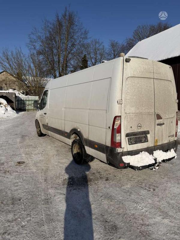 White Opel Movano 2018 in Taurage, with an engine capacity of 2.30 L and mileage of 204 thousand km for 7400 €, photo 6 on AUTOMOTO.COM.LV