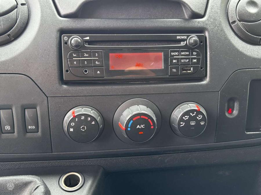 White Opel Movano 2018 in Vilnius, with an engine capacity of 2.30 L and mileage of 173 thousand km for 11700 €, photo 14 on AUTOMOTO.COM.LV