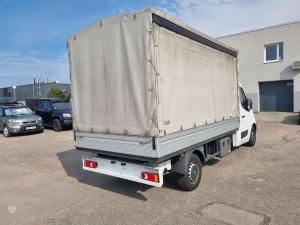 White Opel Movano 2018 in Siauliai, with an engine capacity of 2.30 L and mileage of 434 thousand km for 9800 €, photo 6 on AUTOMOTO.COM.LV