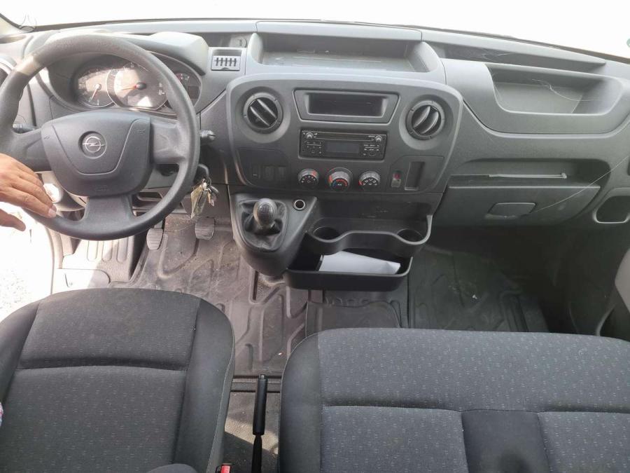 White Opel Movano 2018 in Siauliai, with an engine capacity of 2.30 L and mileage of 434 thousand km for 9800 €, photo 19 on AUTOMOTO.COM.LV