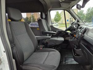 White Opel Movano 2018 in Panevezys, with an engine capacity of 2.30 L and mileage of 451 thousand km for 7600 €, photo 23 on AUTOMOTO.COM.LV
