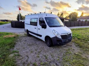Белый Опель Movano 2019 в Клайпеда, объемом двигателя 2.30 л и пробегом 299 тыс. км за 5500 €, фото 7 на AUTOMOTO.COM.LV