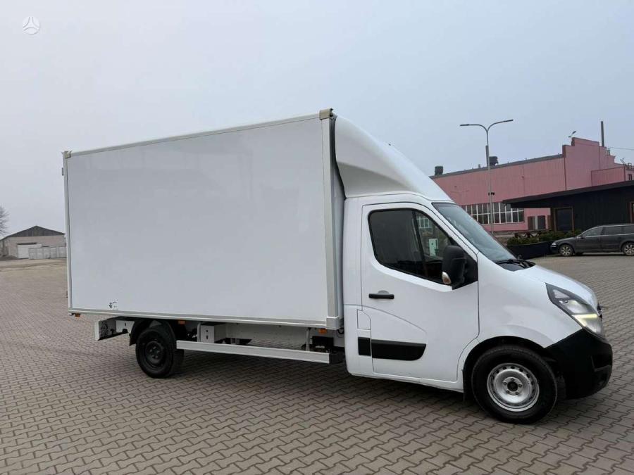 Белый Опель Movano 2021 в Каунас, объемом двигателя 2.30 л и пробегом 368 тыс. км за 9650 €, фото 3 на AUTOMOTO.COM.LV