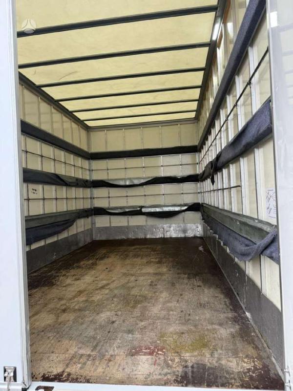 White Opel Movano 2021 in Kaunas, with an engine capacity of 2.30 L and mileage of 368 thousand km for 9650 €, photo 11 on AUTOMOTO.COM.LV