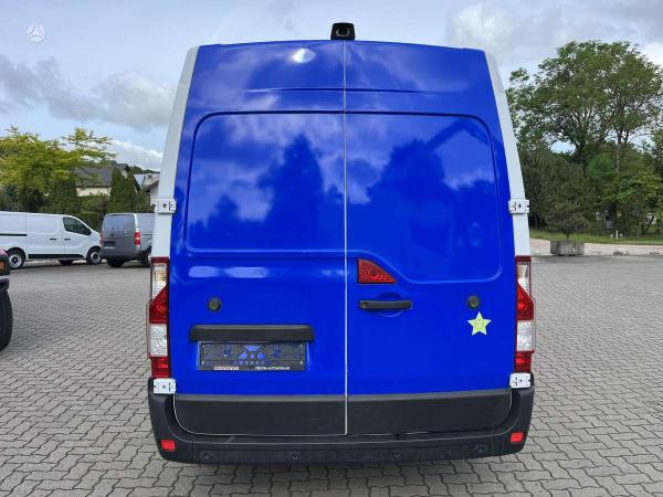 White Opel Movano 2021 in Alytus, with an engine capacity of 2.30 L and mileage of 168 thousand km for 13915 €, photo 6 on AUTOMOTO.COM.LV
