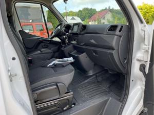 White Opel Movano 2021 in Alytus, with an engine capacity of 2.30 L and mileage of 168 thousand km for 13915 €, photo 9 on AUTOMOTO.COM.LV