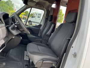 White Opel Movano 2021 in Alytus, with an engine capacity of 2.30 L and mileage of 168 thousand km for 13915 €, photo 16 on AUTOMOTO.COM.LV