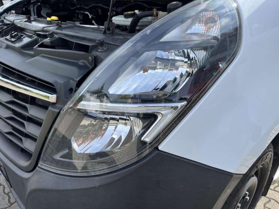White Opel Movano 2021 in Alytus, with an engine capacity of 2.30 L and mileage of 168 thousand km for 13915 €, photo 20 on AUTOMOTO.COM.LV