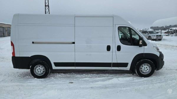Белый Опель Movano 2022 в Тельшяй, объемом двигателя 2.20 л и пробегом 93 тыс. км за 17182 €, фото 6 на AUTOMOTO.COM.LV