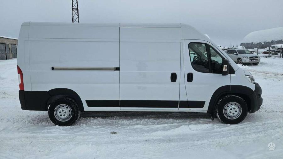Белый Опель Movano 2022 в Тельшяй, объемом двигателя 2.20 л и пробегом 93 тыс. км за 17182 €, фото 6 на AUTOMOTO.COM.LV
