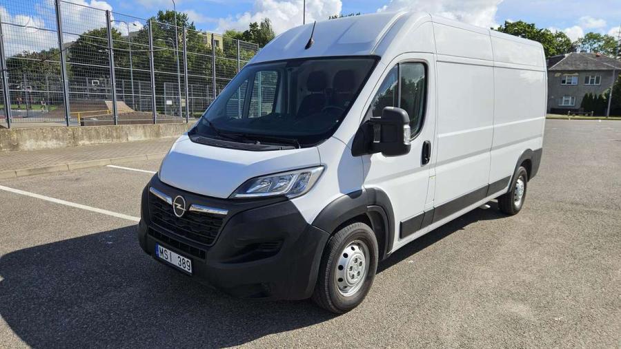 White Opel Movano 2022 in Telschi, with an engine capacity of 2.20 L and mileage of 93 thousand km for 14700 €, photo 1 on AUTOMOTO.COM.LV