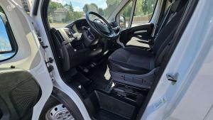 White Opel Movano 2022 in Telschi, with an engine capacity of 2.20 L and mileage of 93 thousand km for 14700 €, photo 15 on AUTOMOTO.COM.LV