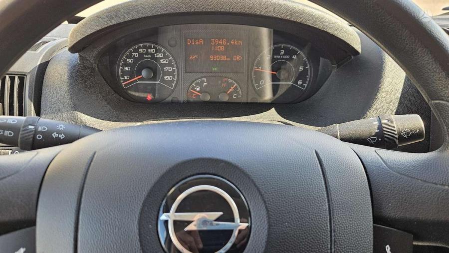White Opel Movano 2022 in Telschi, with an engine capacity of 2.20 L and mileage of 93 thousand km for 14700 €, photo 16 on AUTOMOTO.COM.LV
