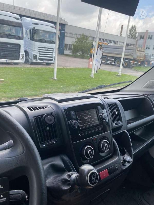 White Opel Movano 2022 in Vilnius, with an engine capacity of 2.18 L and mileage of 177 thousand km for 16000 €, photo 9 on AUTOMOTO.COM.LV