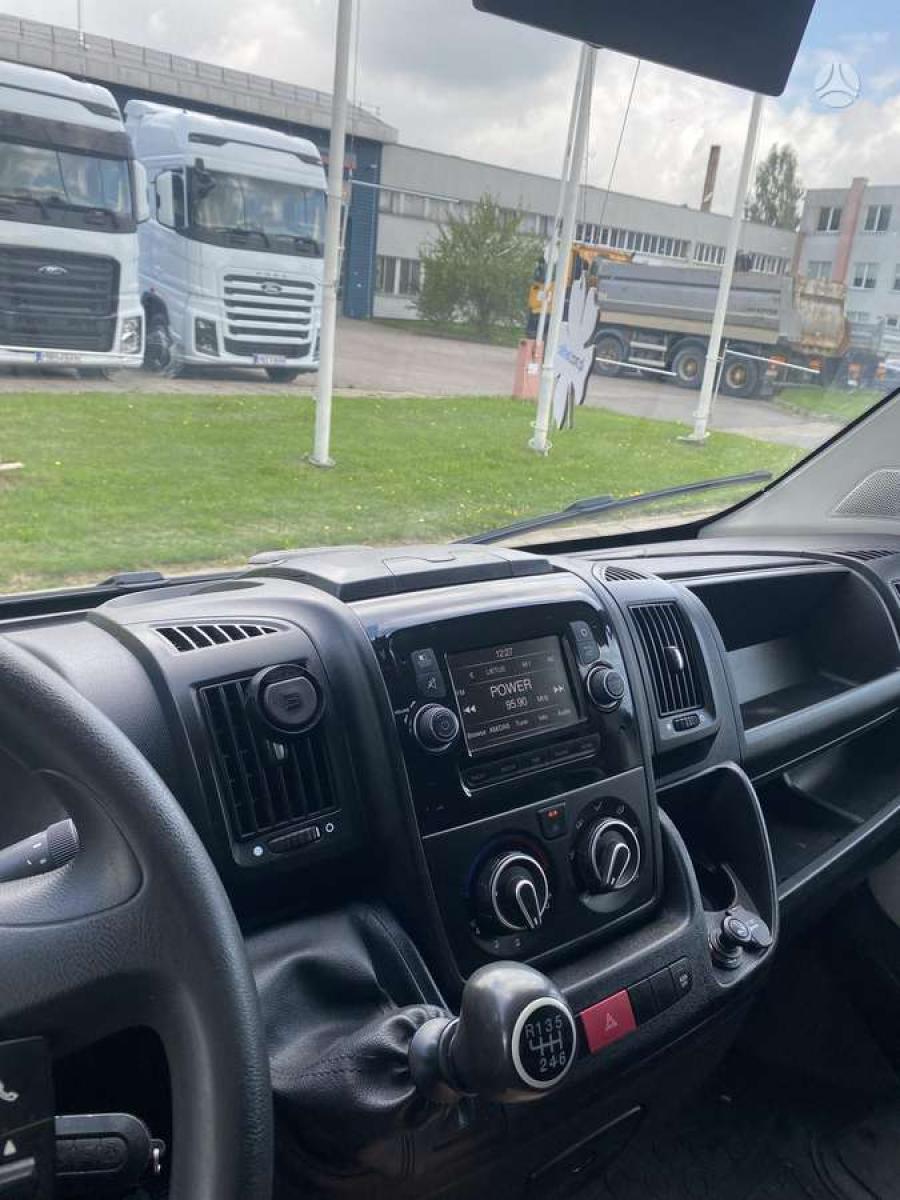 White Opel Movano 2022 in Vilnius, with an engine capacity of 2.18 L and mileage of 177 thousand km for 16000 €, photo 10 on AUTOMOTO.COM.LV
