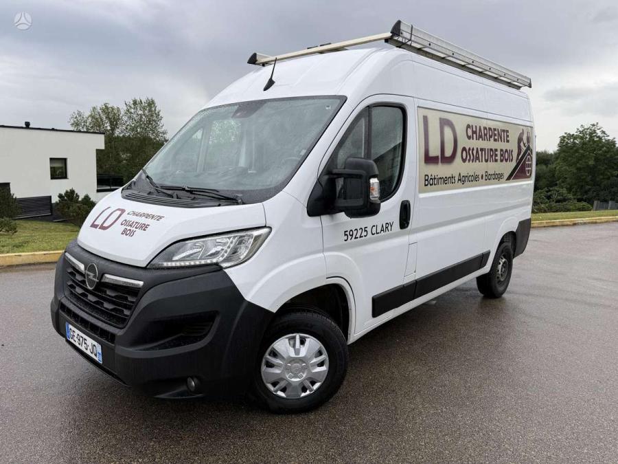 Белый Опель Movano 2022 в Таураге, объемом двигателя 2.18 л и пробегом 162 тыс. км за 12700 €, фото 1 на AUTOMOTO.COM.LV