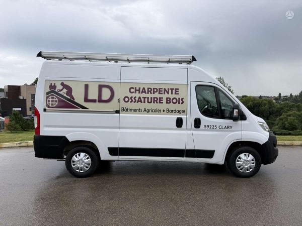 White Opel Movano 2022 in Taurage, with an engine capacity of 2.18 L and mileage of 162 thousand km for 12700 €, photo 10 on AUTOMOTO.COM.LV