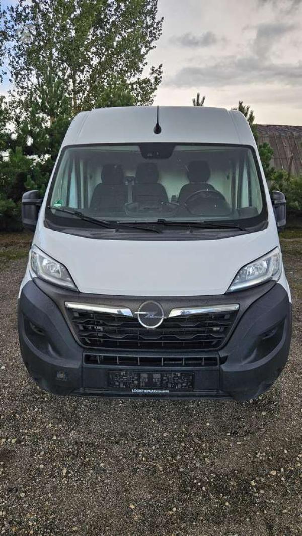 Белый Опель Movano 2023 в Мариямполе, объемом двигателя 2.18 л и пробегом 265 тыс. км за 9800 €, фото 2 на AUTOMOTO.COM.LV