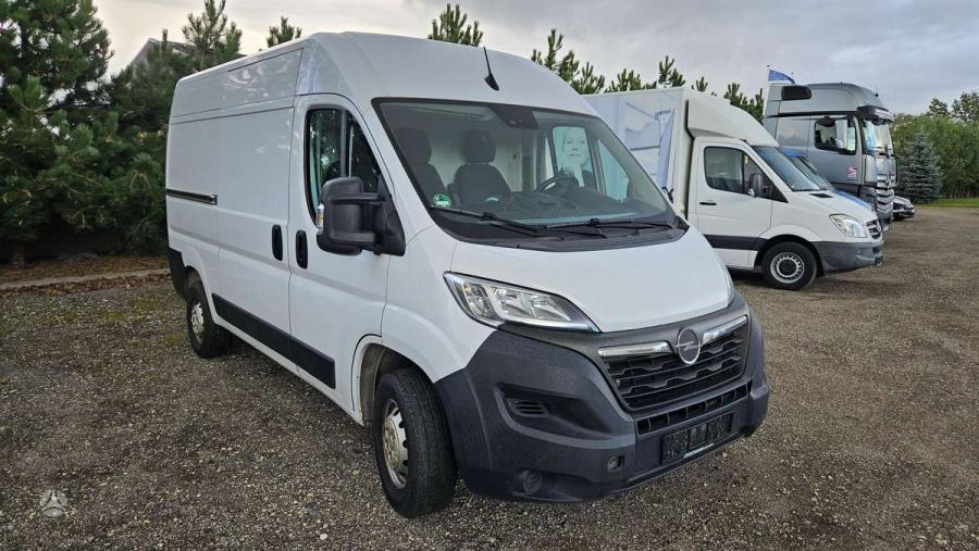 Белый Опель Movano 2023 в Мариямполе, объемом двигателя 2.18 л и пробегом 265 тыс. км за 9800 €, фото 4 на AUTOMOTO.COM.LV