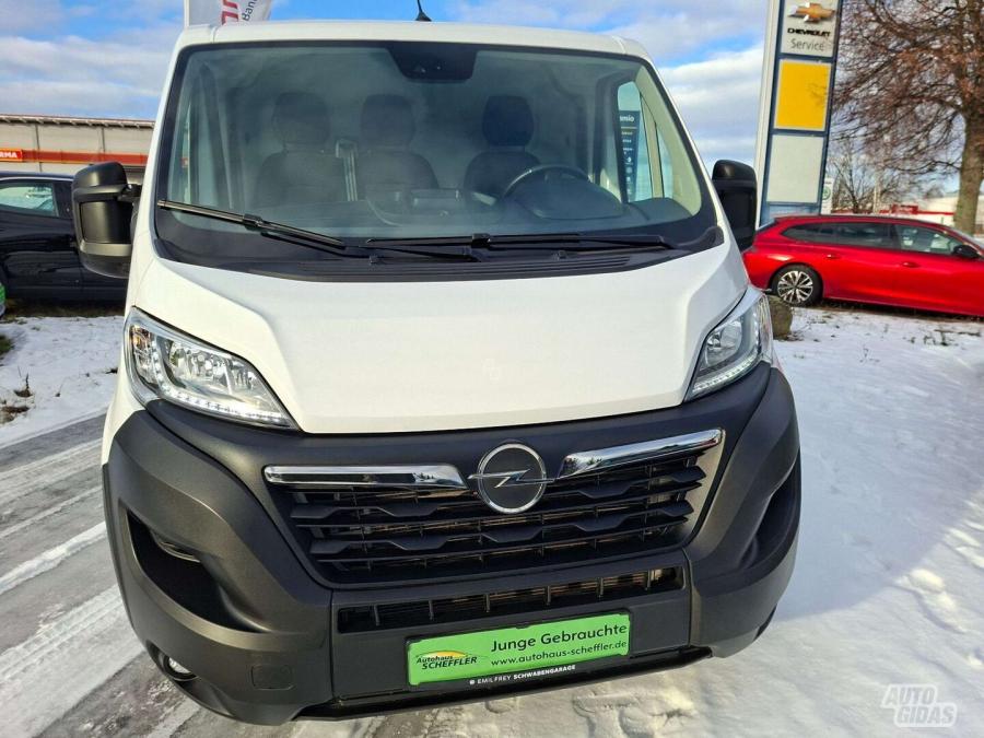 White Opel Movano 2024 in Kaunas, with an engine capacity of 2.20 L and mileage of 33 thousand km for 23610 €, photo 3 on AUTOMOTO.COM.LV