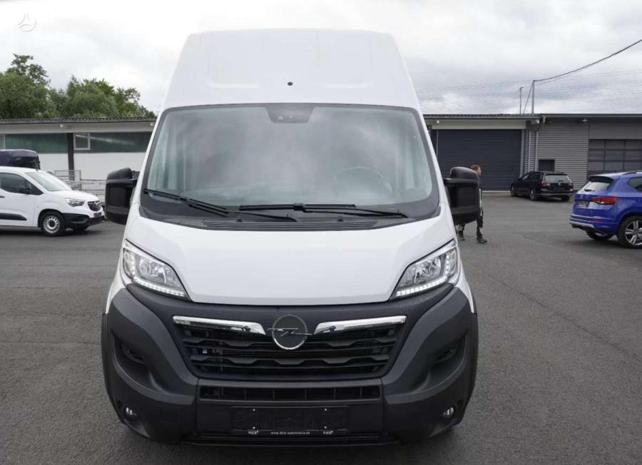 Balts Opel Movano 2024 Viļņa, ar dzinēja tilpumu 2.18 L un nobraukumu 47 tūkst. km par 23890 €, foto 3 vietnē AUTOMOTO.COM.LV