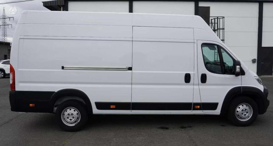 Balts Opel Movano 2024 Viļņa, ar dzinēja tilpumu 2.18 L un nobraukumu 47 tūkst. km par 23890 €, foto 5 vietnē AUTOMOTO.COM.LV