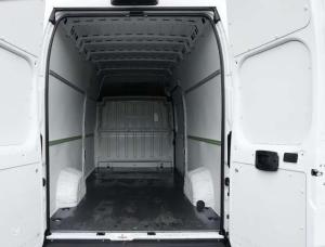 Balts Opel Movano 2024 Viļņa, ar dzinēja tilpumu 2.18 L un nobraukumu 47 tūkst. km par 23890 €, foto 12 vietnē AUTOMOTO.COM.LV