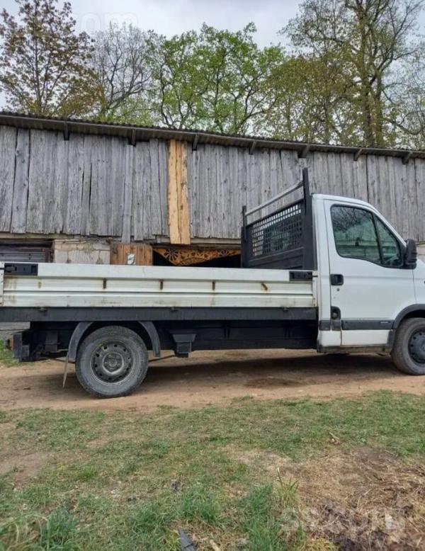White Opel Movano 2003 in Ogre, with an engine capacity of 2.80 L and mileage of 519 thousand km for 3250 €, photo 4 on AUTOMOTO.COM.LV