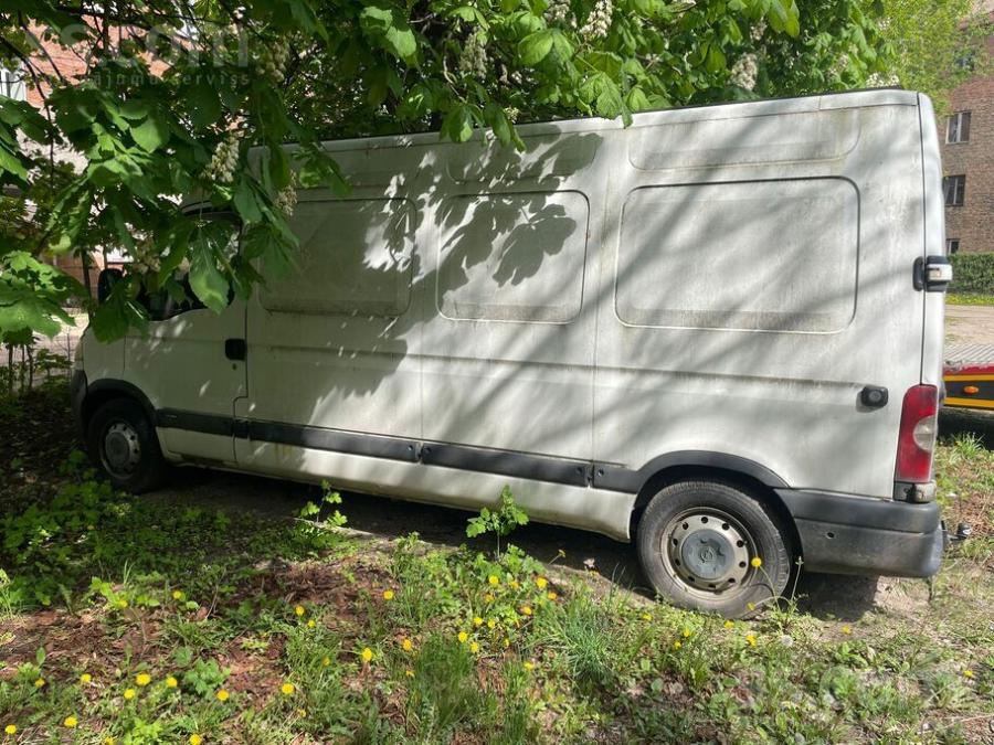 White Opel Movano 2004 in Riga, with an engine capacity of 2.50 L and mileage of 380 thousand km for 1000 €, photo 4 on AUTOMOTO.COM.LV