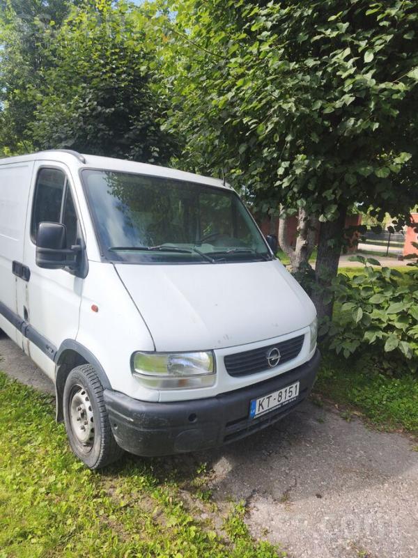 White Opel Movano 2004 in Aizkraukle, with an engine capacity of 2.20 L and mileage of 337 thousand km for 1500 €, photo 4 on AUTOMOTO.COM.LV