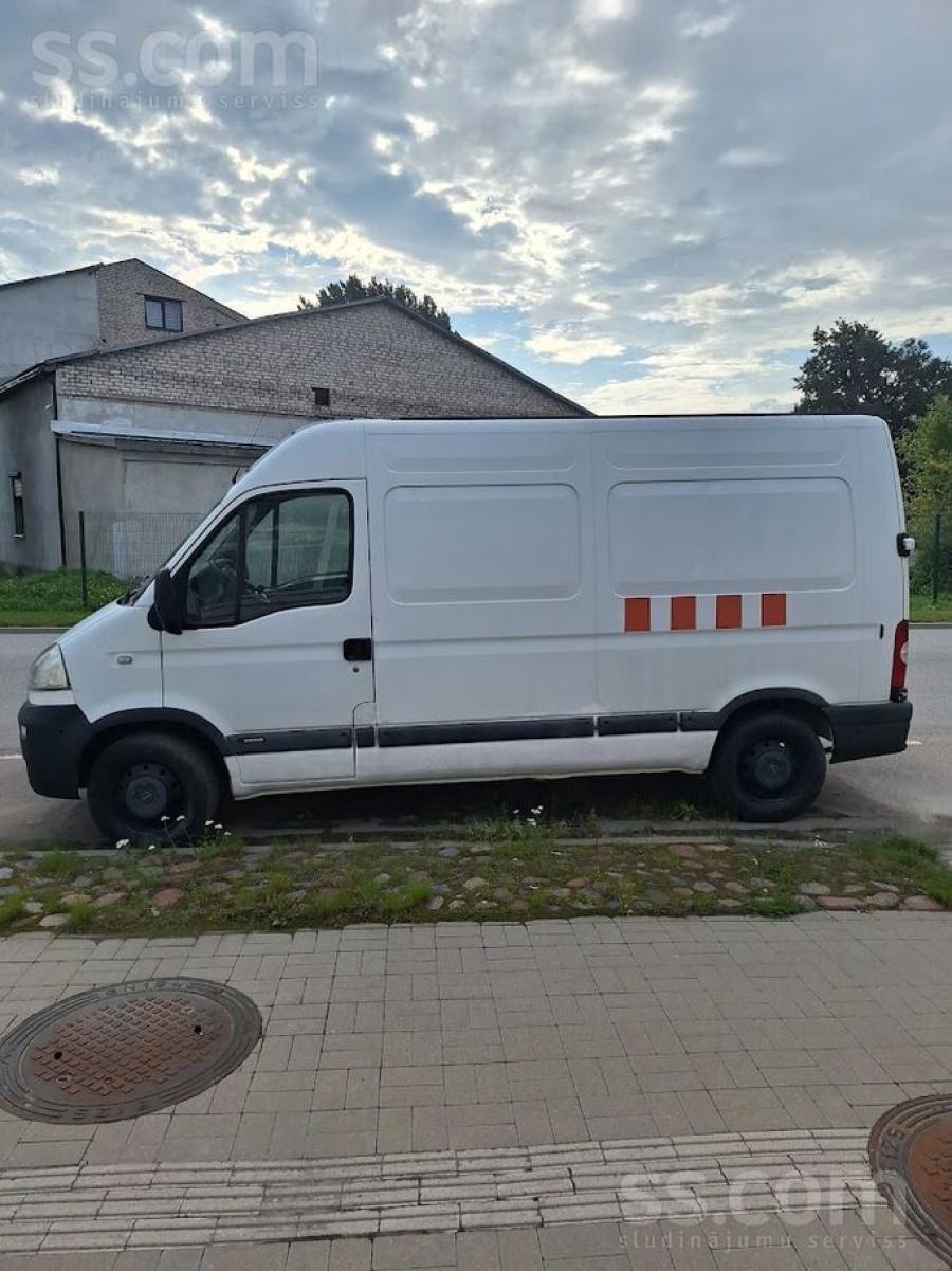 Белый Опель Movano 2004 в Лиепая, объемом двигателя 2.50 л и пробегом 277 тыс. км за 2500 €, фото 3 на AUTOMOTO.COM.LV
