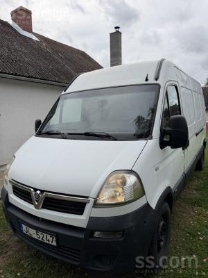 Balts Opel Movano 2008 Rīga, ar dzinēja tilpumu 2.50 L un nobraukumu 450 tūkst. km par 1595 €, foto  vietnē AUTOMOTO.COM.LV