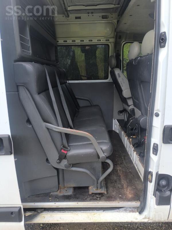 White Opel Movano 2009 in Valmiera, with an engine capacity of 2.50 L and mileage of 338 thousand km for 4999 €, photo 6 on AUTOMOTO.COM.LV