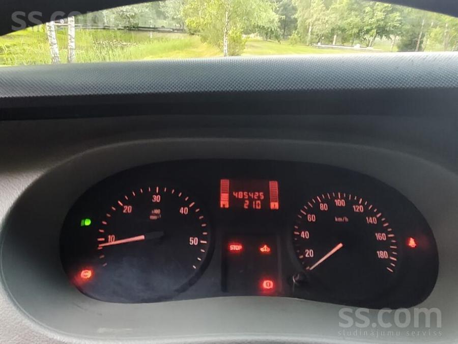 Balts Opel Movano 2010 Jelgava, ar dzinēja tilpumu 2.50 L un nobraukumu 485 tūkst. km par 3500 €, foto 7 vietnē AUTOMOTO.COM.LV