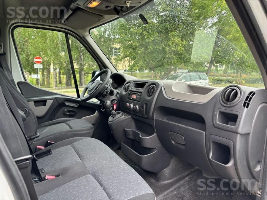 White Opel Movano 2017 in Riga, with an engine capacity of 2.20 L and mileage of 0 thousand km for 6550 €, photo 6 on AUTOMOTO.COM.LV