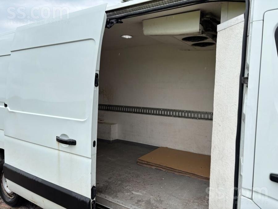 White Opel Movano 2017 in Riga, with an engine capacity of 2.20 L and mileage of 0 thousand km for 6550 €, photo 8 on AUTOMOTO.COM.LV