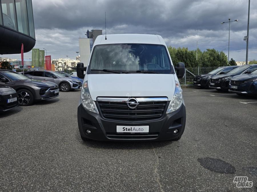 White Opel Movano 2018 in Vilnius, with an engine capacity of 0.00 L and mileage of 590 thousand km for 11000 €, photo 3 on AUTOMOTO.COM.LV