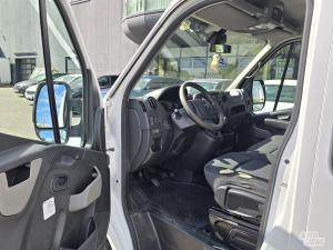 White Opel Movano 2018 in Vilnius, with an engine capacity of 0.00 L and mileage of 590 thousand km for 11000 €, photo 10 on AUTOMOTO.COM.LV