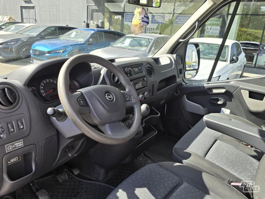 White Opel Movano 2018 in Vilnius, with an engine capacity of 0.00 L and mileage of 590 thousand km for 11000 €, photo 11 on AUTOMOTO.COM.LV