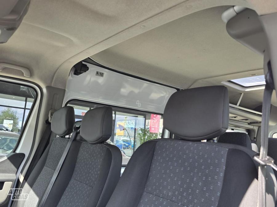 White Opel Movano 2018 in Vilnius, with an engine capacity of 0.00 L and mileage of 590 thousand km for 11000 €, photo 12 on AUTOMOTO.COM.LV