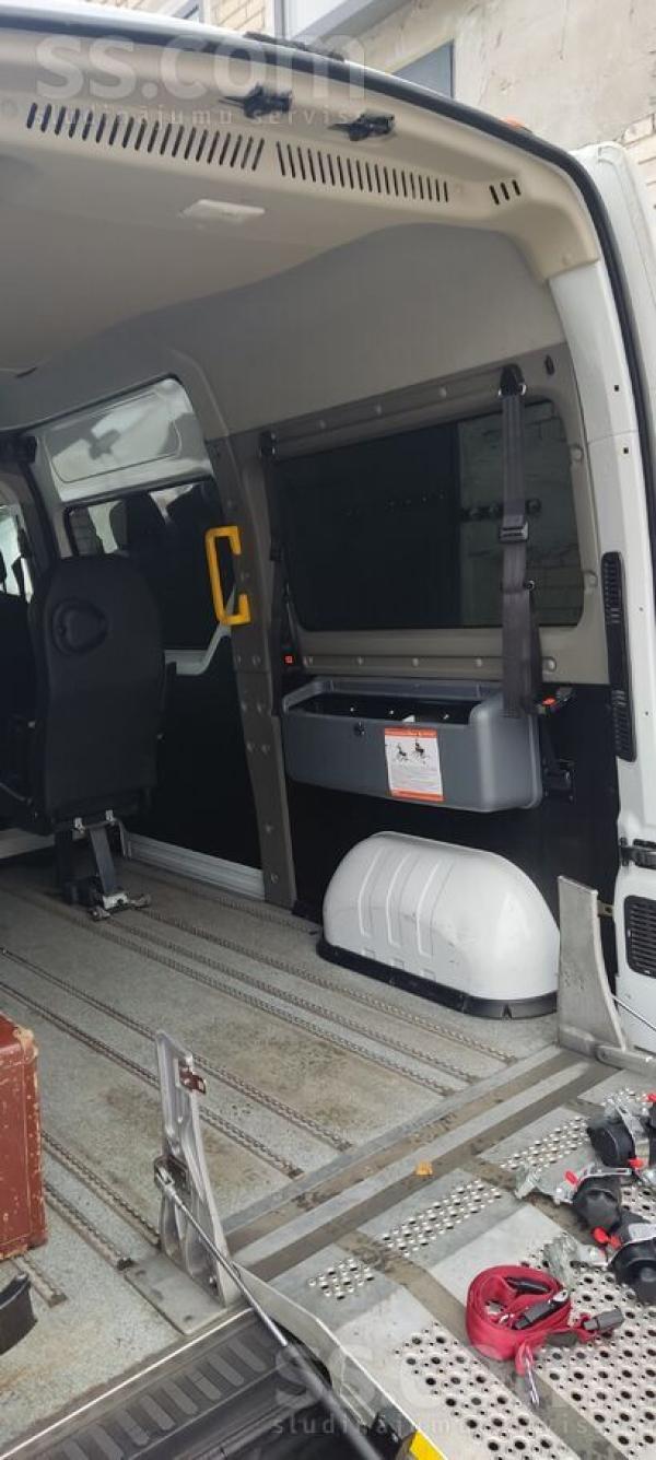 White Opel Movano 2019 in Riga, with an engine capacity of 2.30 L and mileage of 236 thousand km for 19000 €, photo 10 on AUTOMOTO.COM.LV