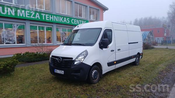 Белый Опель Movano 2021 в Рига, объемом двигателя 2.30 л и пробегом 152 тыс. км за 12500 €, фото 1 на AUTOMOTO.COM.LV