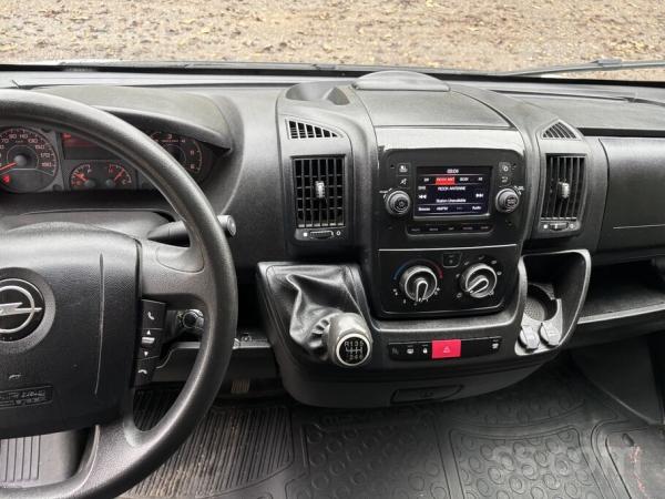 Белый Опель Movano 2022 в Огре, объемом двигателя 2.20 л и пробегом 110 тыс. км за 14300 €, фото 10 на AUTOMOTO.COM.LV