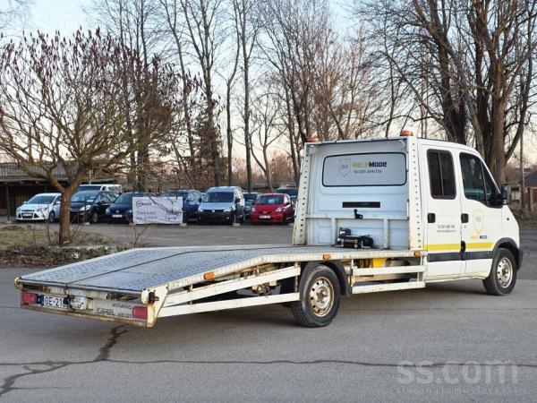 White Opel Movano 2003 in Liepaja, with an engine capacity of 2.50 L and mileage of 308 thousand km for 8500 €, photo 7 on AUTOMOTO.COM.LV