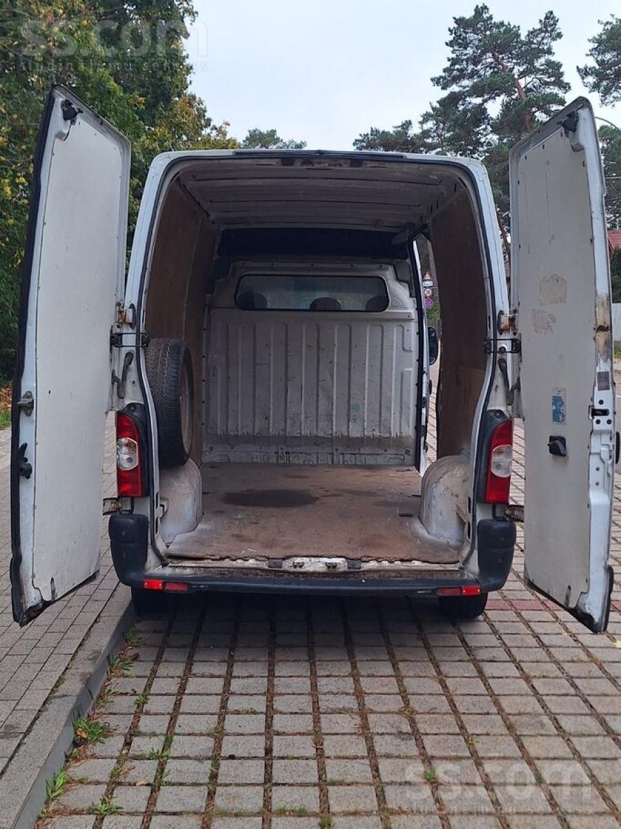Белый Опель Movano 2006 в Рига, объемом двигателя 2.50 л и пробегом 402 тыс. км за 1940 €, фото 6 на AUTOMOTO.COM.LV
