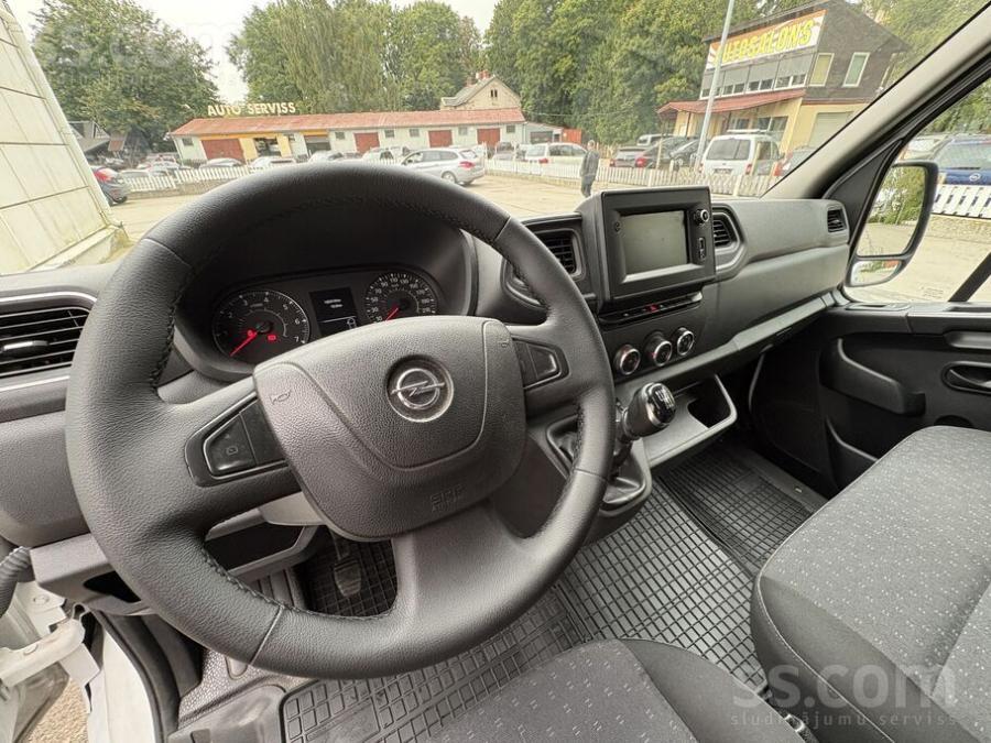 White Opel Movano 2019 in Riga, with an engine capacity of 2.30 L and mileage of 0 thousand km for 10900 €, photo 8 on AUTOMOTO.COM.LV