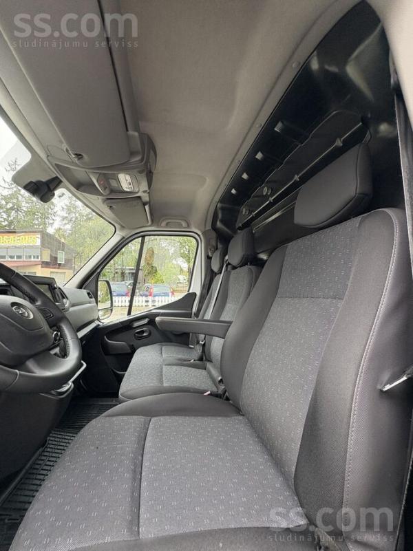 White Opel Movano 2019 in Riga, with an engine capacity of 2.30 L and mileage of 0 thousand km for 10900 €, photo 9 on AUTOMOTO.COM.LV